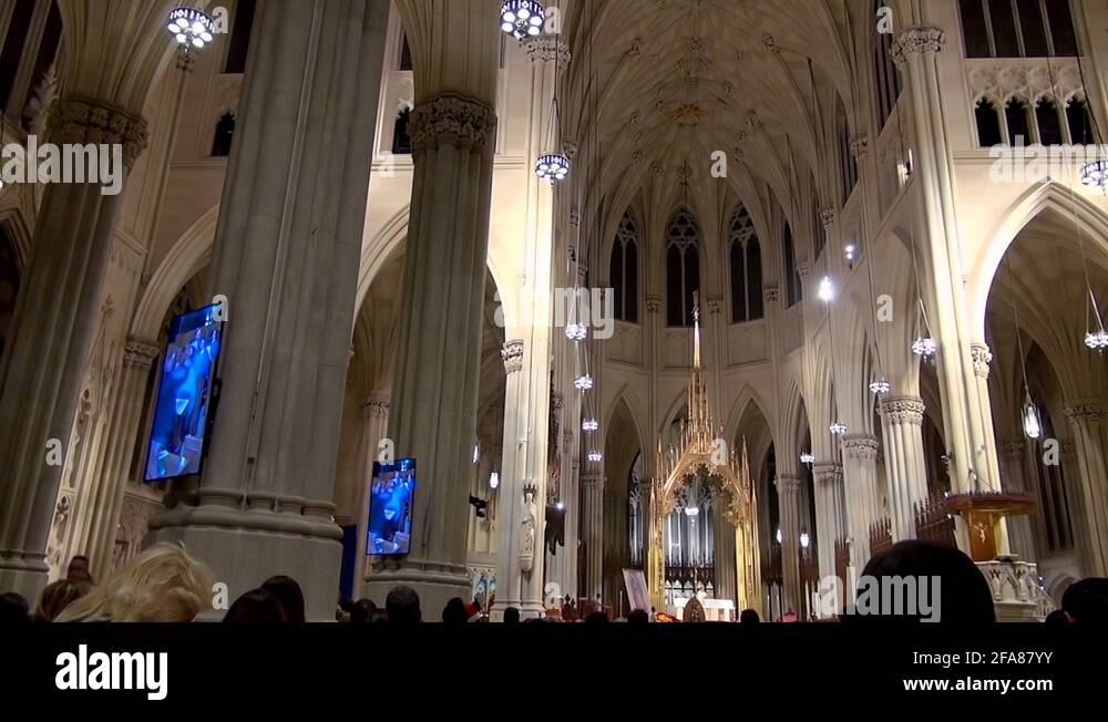 St. Patrick's Cathedral: Tilt-Up Reveals Grandeur of Church Ceiling ...