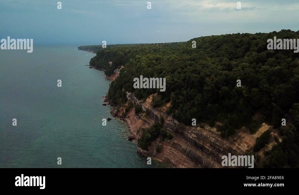 Lake superior aerial Stock Videos & Footage - HD and 4K Video Clips - Alamy