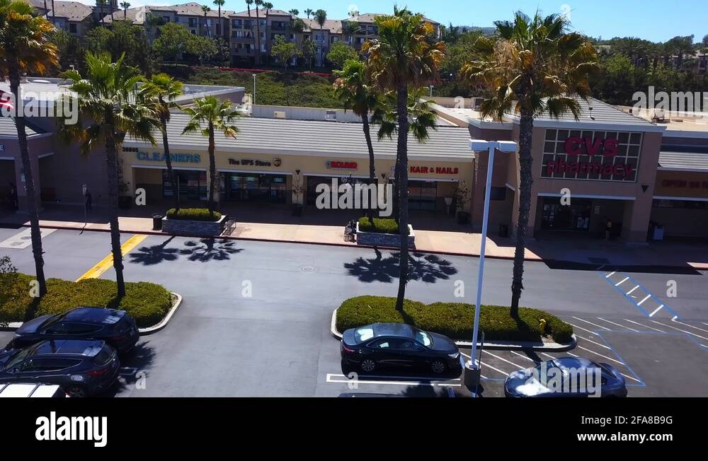 American strip mall Stock Videos & Footage - HD and 4K Video Clips - Alamy