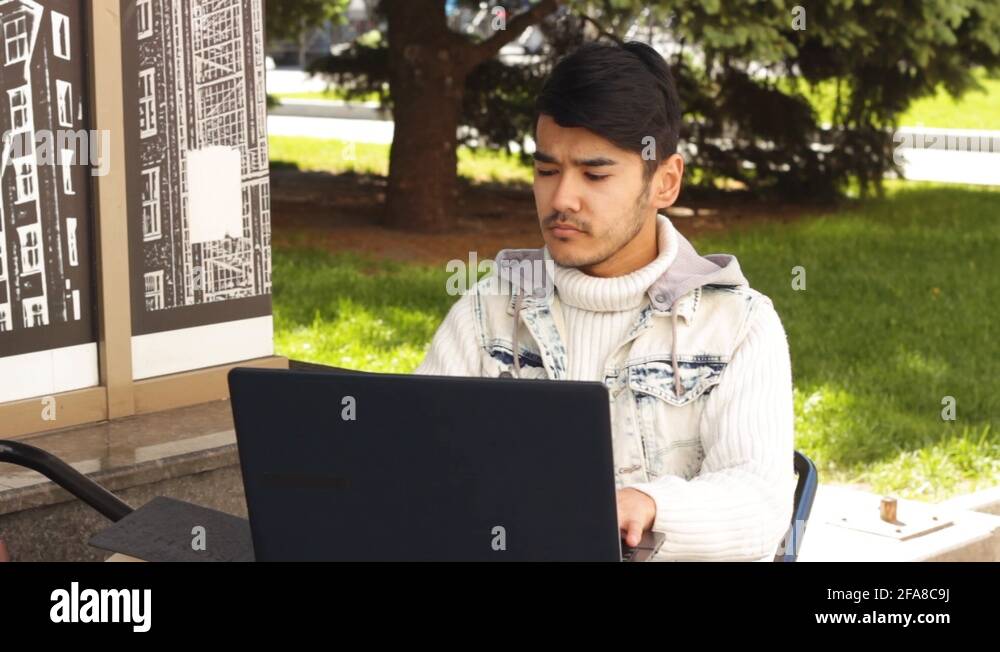 Student courses Stock Videos & Footage - HD and 4K Video Clips - Alamy