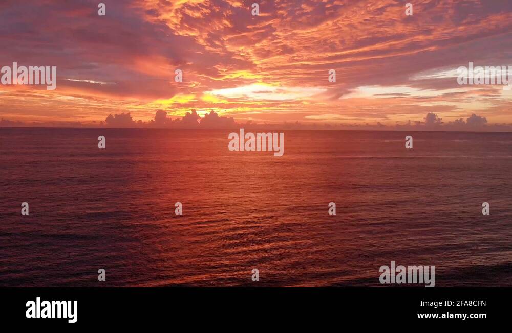 Dawn sky horizon Stock Videos & Footage - HD and 4K Video Clips - Alamy