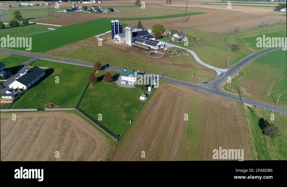 Amish house building Stock Videos & Footage - HD and 4K Video Clips - Alamy