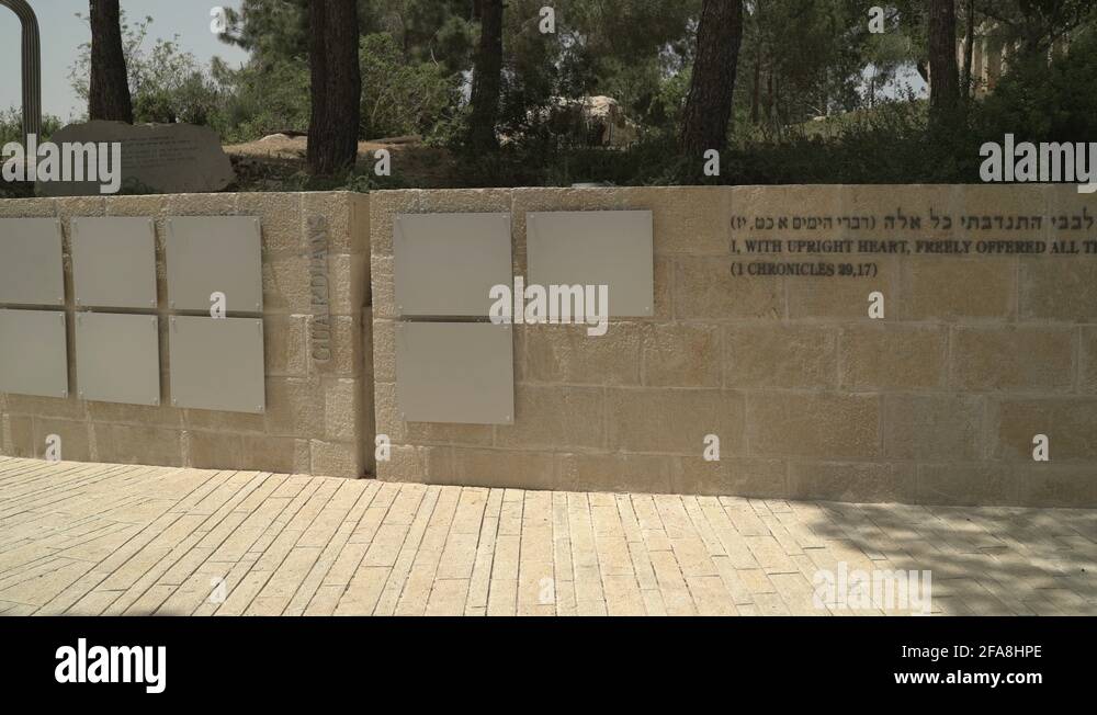 Commemorative plaques Stock Videos & Footage - HD and 4K Video Clips ...