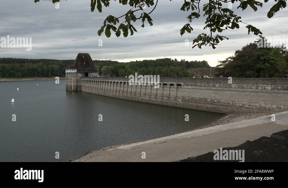 Reservoir war Stock Videos & Footage - HD and 4K Video Clips - Alamy