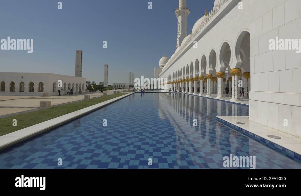 Pools at Sheikh Zayed Grand Mosque, Abu Dhabi Stock Video Footage - Alamy