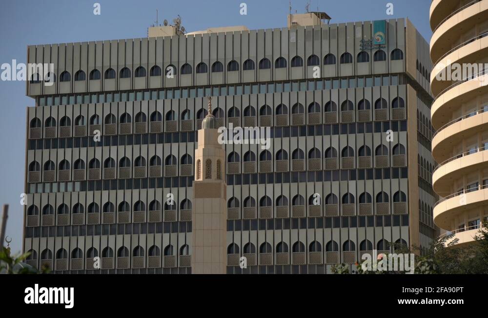 Crescent tower Stock Videos & Footage - HD and 4K Video Clips - Alamy