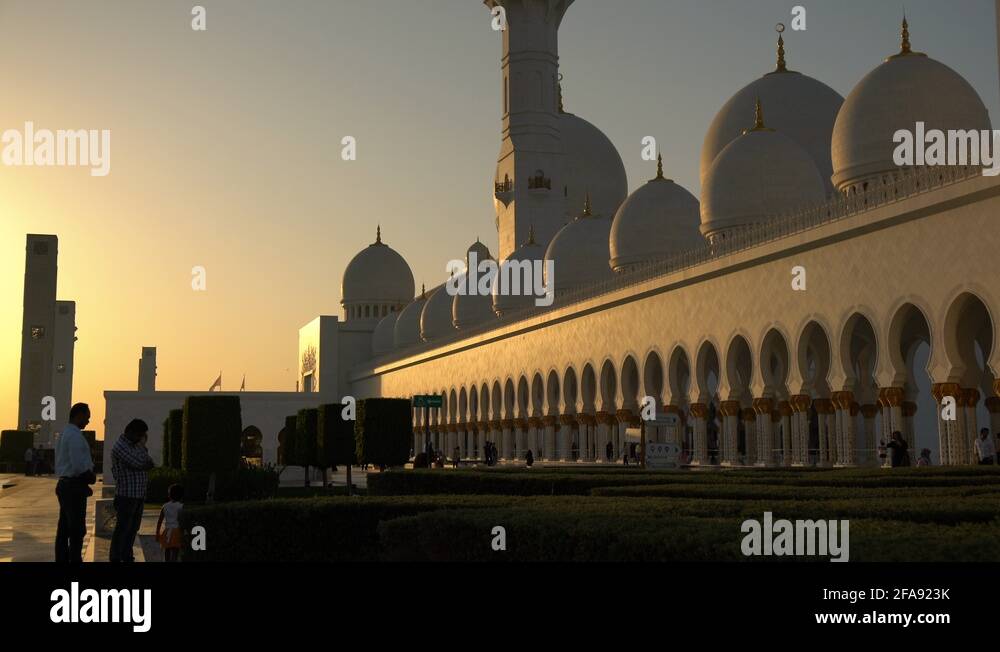 Side view of Sheikh Zayed Grand Mosque in Abu Dhabi Stock Video Footage ...