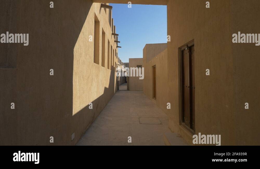 Buildings and walls Stock Videos & Footage - HD and 4K Video Clips - Alamy