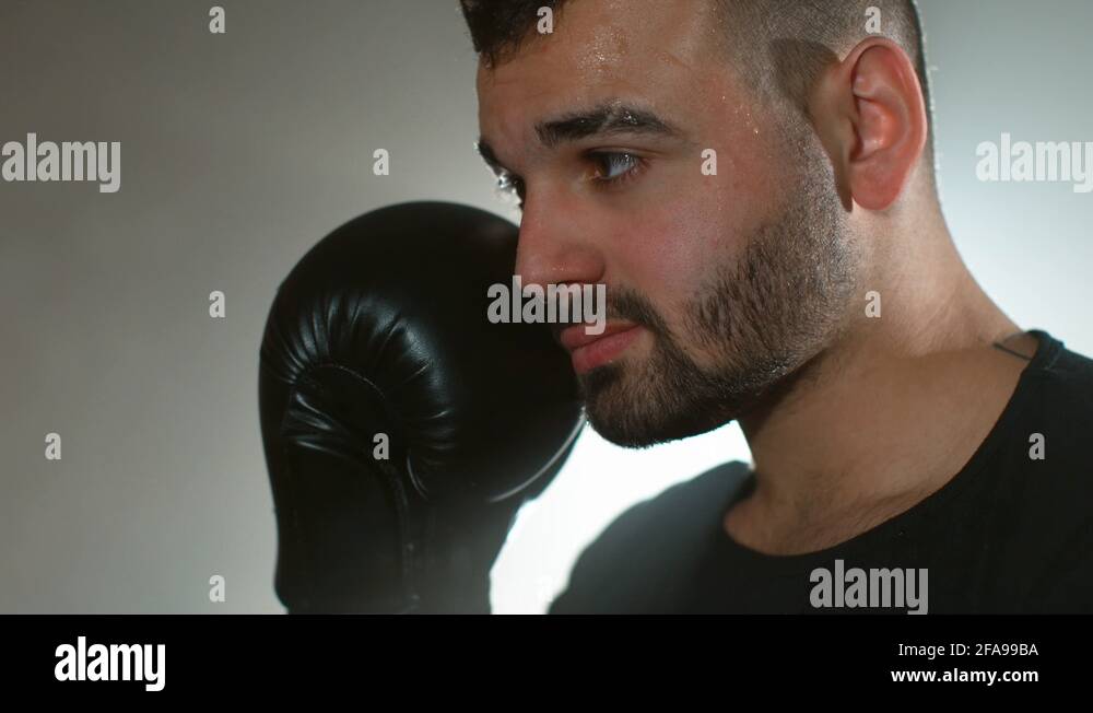 Boxing head Stock Videos & Footage - HD and 4K Video Clips - Alamy