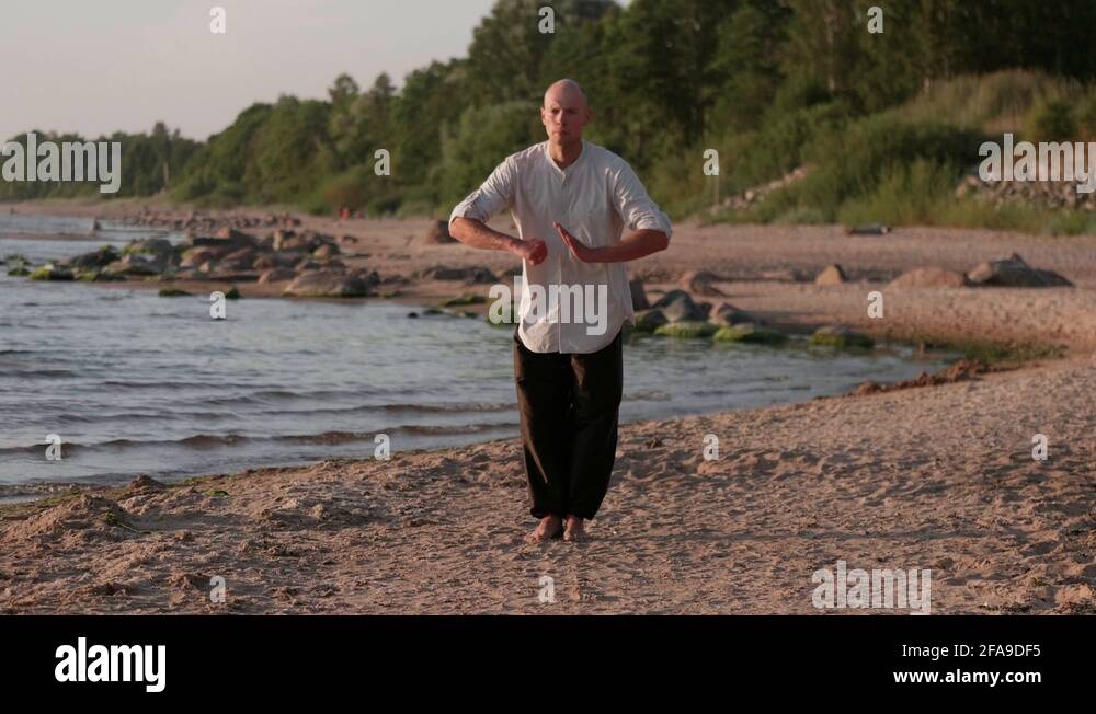 Monk snake Stock Videos & Footage - HD and 4K Video Clips - Alamy