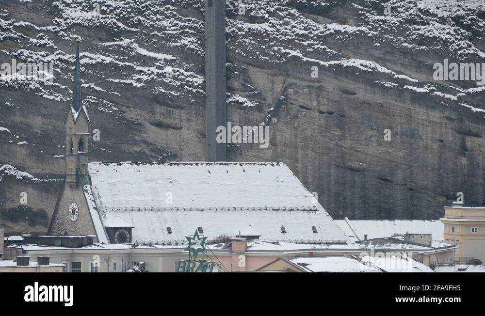 Snowy roof Stock Videos & Footage - HD and 4K Video Clips - Alamy