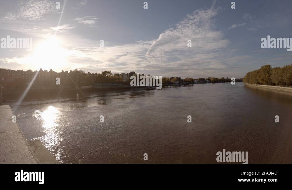 View london river thames Stock Videos & Footage - HD and 4K Video Clips ...