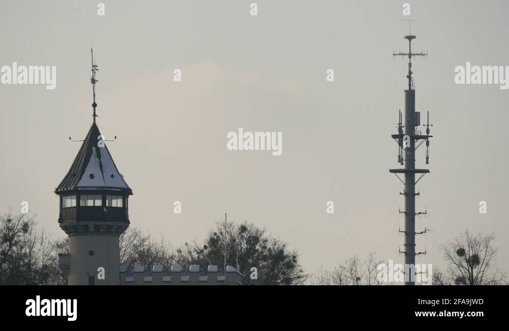 Signal towers Stock Videos & Footage - HD and 4K Video Clips - Alamy
