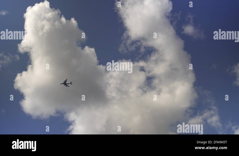 Airplane flying through clouds Stock Videos & Footage - HD and 4K Video ...