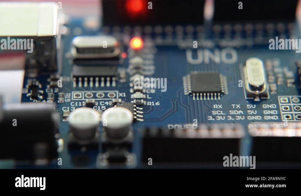 Uno arduino Stock Videos & Footage - HD and 4K Video Clips - Alamy