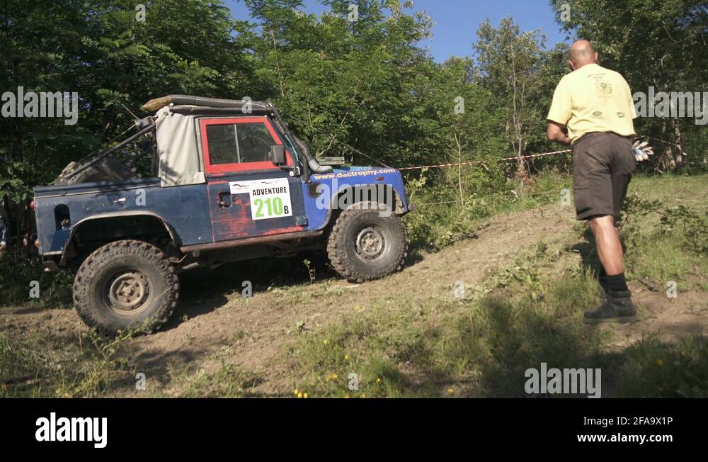 Towed vehicles Stock Videos & Footage - HD and 4K Video Clips - Alamy