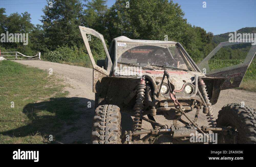 Car covered in mud Stock Videos & Footage - HD and 4K Video Clips - Alamy