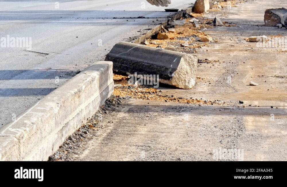 Curb edge Stock Videos & Footage - HD and 4K Video Clips - Alamy