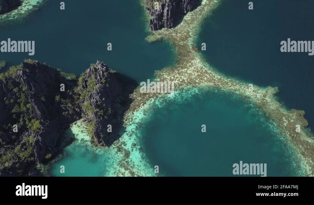 Karst rock palawan Stock Videos & Footage - HD and 4K Video Clips - Alamy