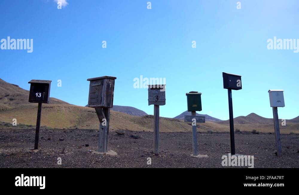 Letterbox in desert Stock Videos & Footage - HD and 4K Video Clips - Alamy