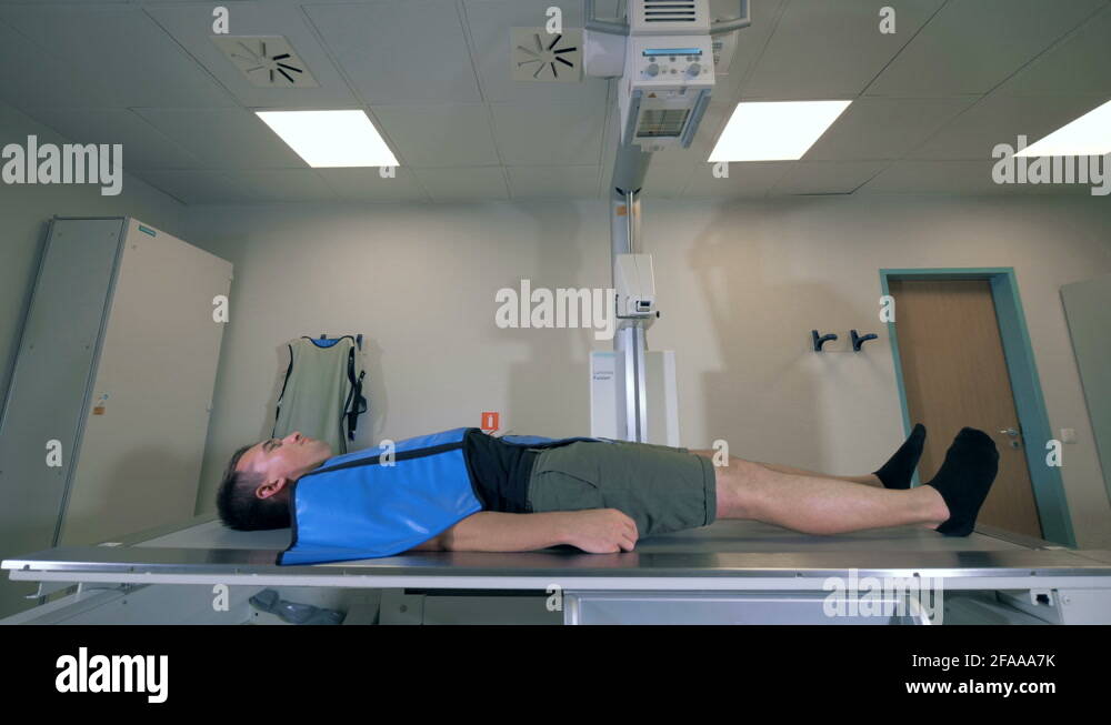 Roentgen x ray tube Stock Videos & Footage - HD and 4K Video Clips - Alamy