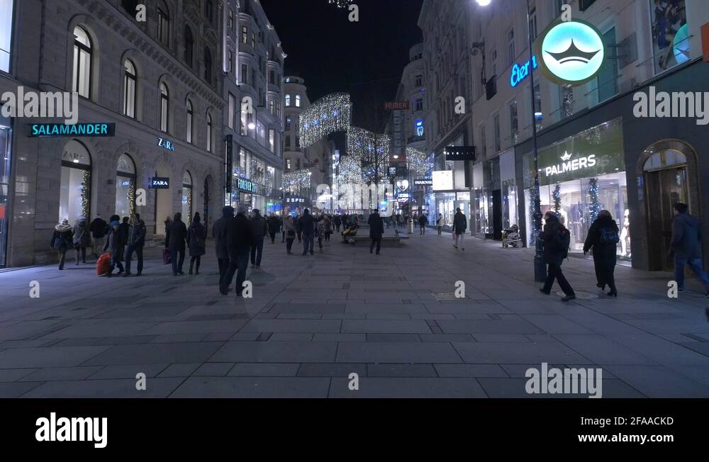 Storefronts stores Stock Videos & Footage - HD and 4K Video Clips - Alamy
