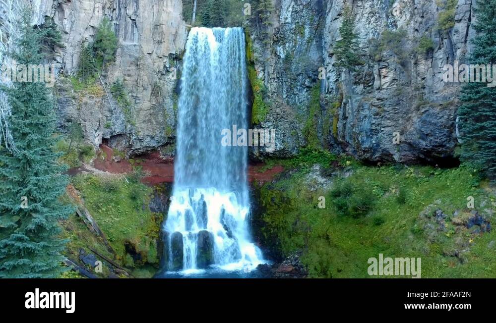Waterfall aerial Stock Videos & Footage - HD and 4K Video Clips - Alamy