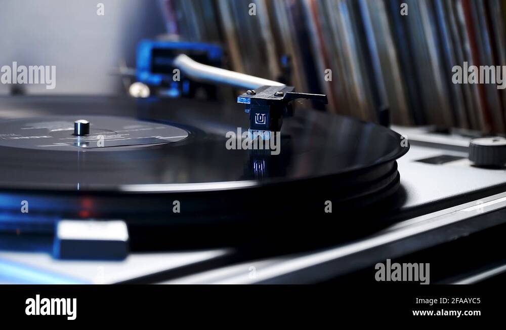 Vinyl records player Stock Videos & Footage - HD and 4K Video Clips - Alamy