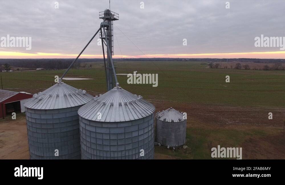 Farm silo Stock Videos & Footage - HD and 4K Video Clips - Alamy