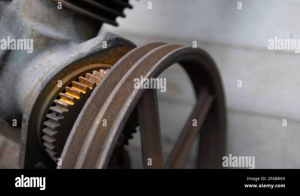 Cogs pulley Stock Videos & Footage - HD and 4K Video Clips - Alamy