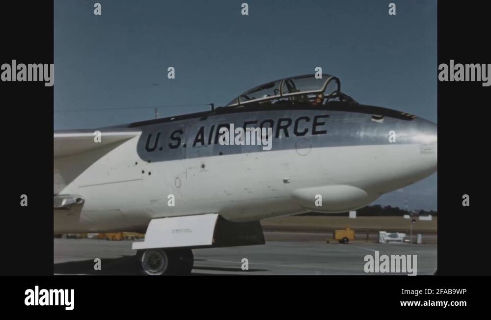 Boeing stratojet Stock Videos & Footage - HD and 4K Video Clips - Alamy