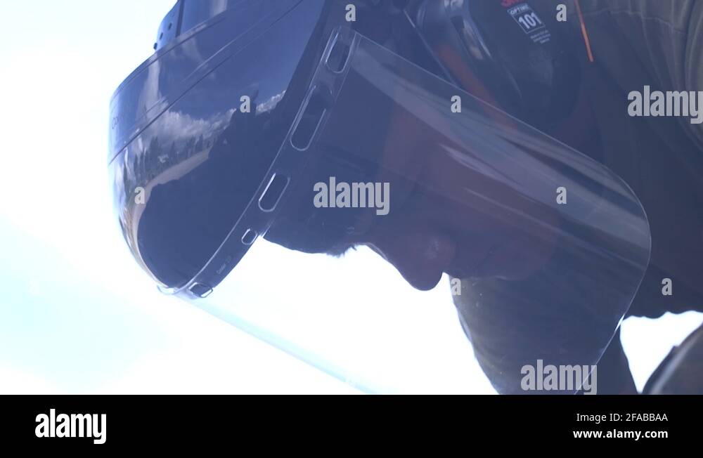 Using disc cutter Stock Videos & Footage - HD and 4K Video Clips - Alamy