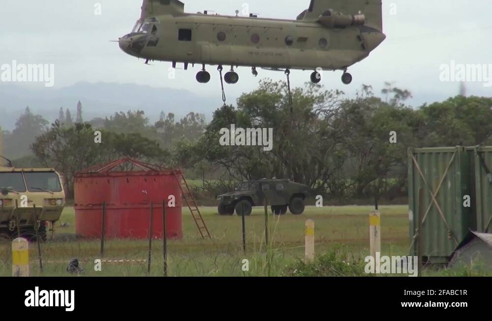 Heavy lift vehicle Stock Videos & Footage - HD and 4K Video Clips - Alamy