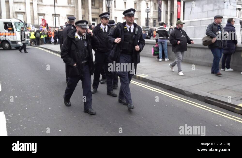 Foot gallery Stock Videos & Footage - HD and 4K Video Clips - Alamy