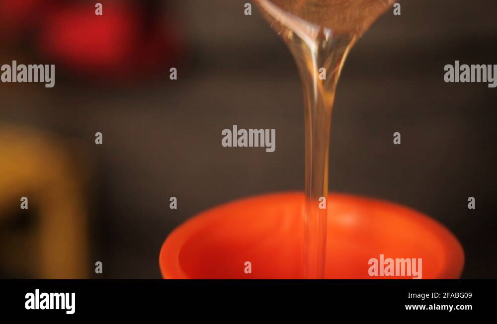 Pouring engine oil Stock Videos & Footage - HD and 4K Video Clips - Alamy Pouring engine oil Stock Videos & Footage - HD and 4K Video Clips - Alamy
