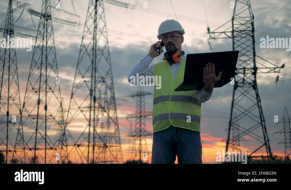 Electrical transmission line Stock Videos & Footage - HD and 4K Video ...