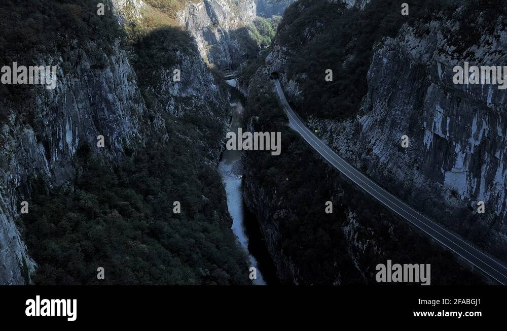 Shade mountain Stock Videos & Footage - HD and 4K Video Clips - Alamy