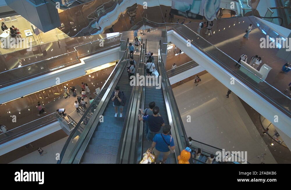 Full escalators Stock Videos & Footage - HD and 4K Video Clips - Alamy