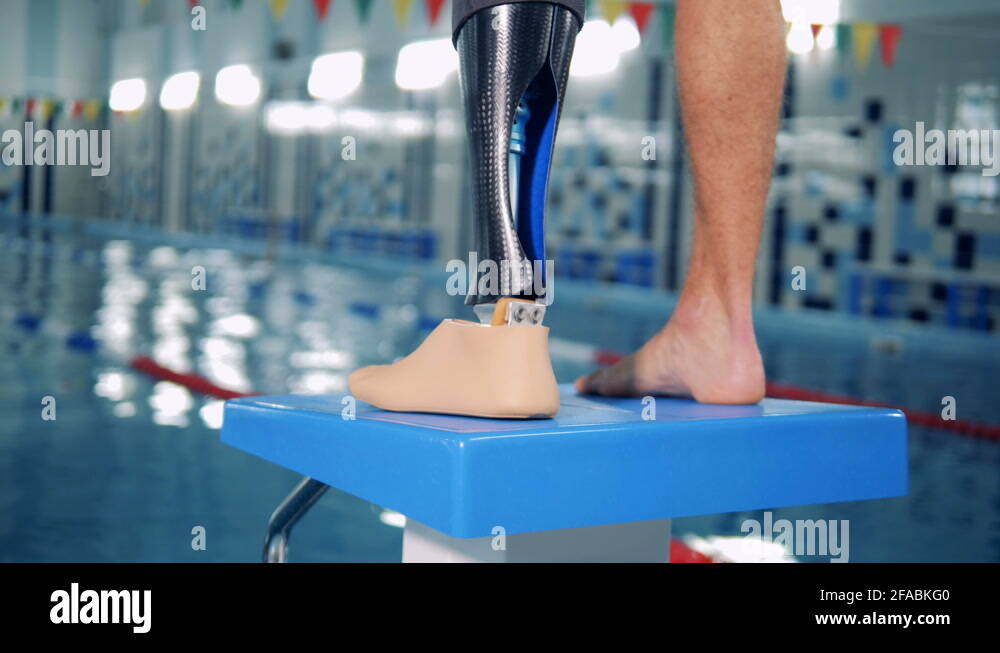 Amputee swimmer Stock Videos & Footage - HD and 4K Video Clips - Alamy