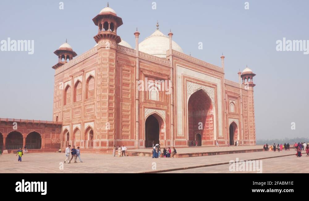 Mosque at the taj mahal Stock Videos & Footage - HD and 4K Video Clips ...