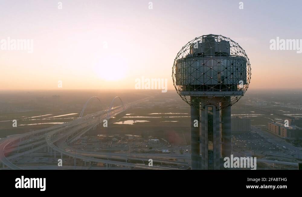 Tx skyline at sunset with reunion tower Stock Videos & Footage - HD and ...
