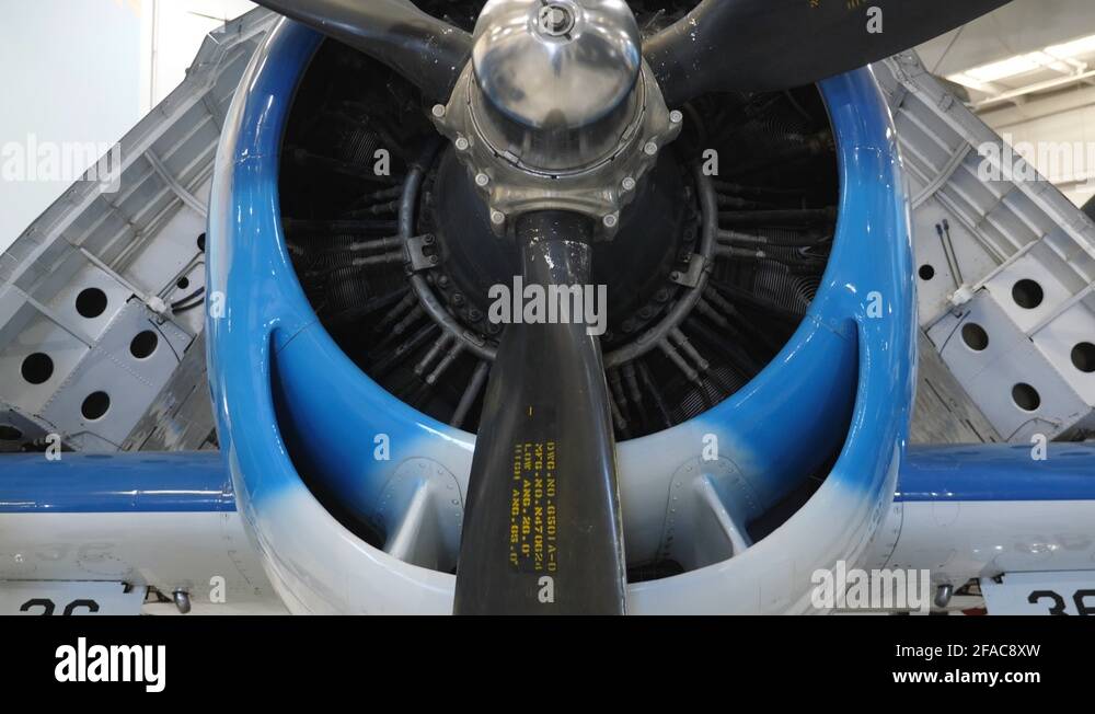 Grumman f6f hellcat Stock Videos & Footage - HD and 4K Video Clips - Alamy