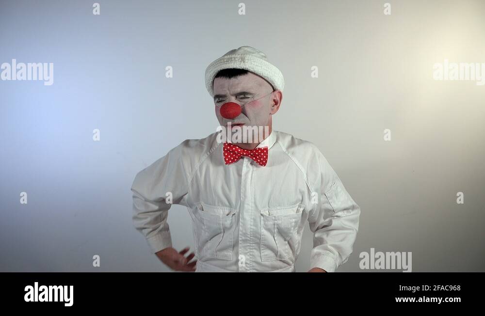 Pain emoji Stock Videos & Footage - HD and 4K Video Clips - Alamy