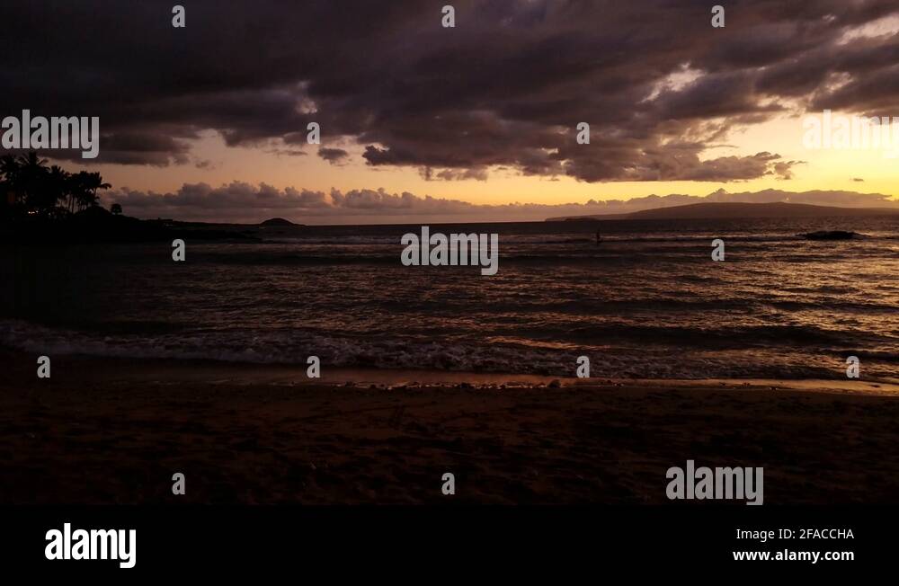 Stages of a sunset Stock Videos & Footage - HD and 4K Video Clips - Alamy
