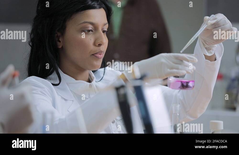 Student students science experiment lab test Stock Videos & Footage ...