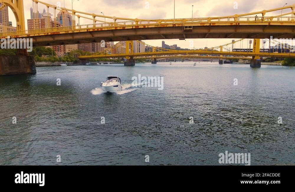 Pittsburgh rivers Stock Videos & Footage - HD and 4K Video Clips - Alamy