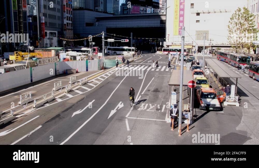 Hub cab Stock Videos & Footage - HD and 4K Video Clips - Alamy