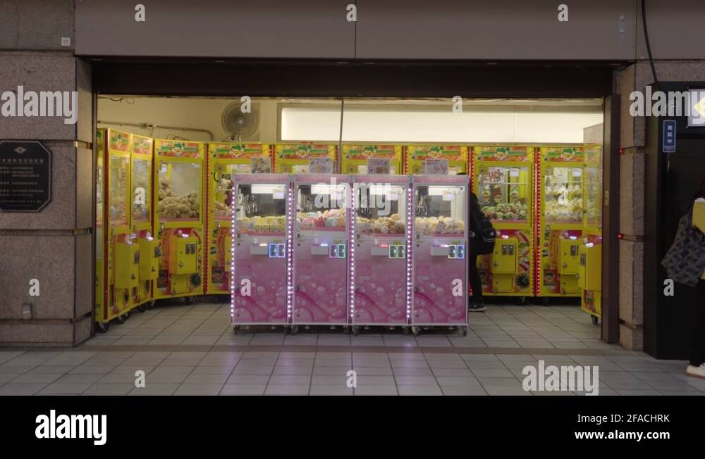 Famous machine Stock Videos & Footage - HD and 4K Video Clips - Alamy