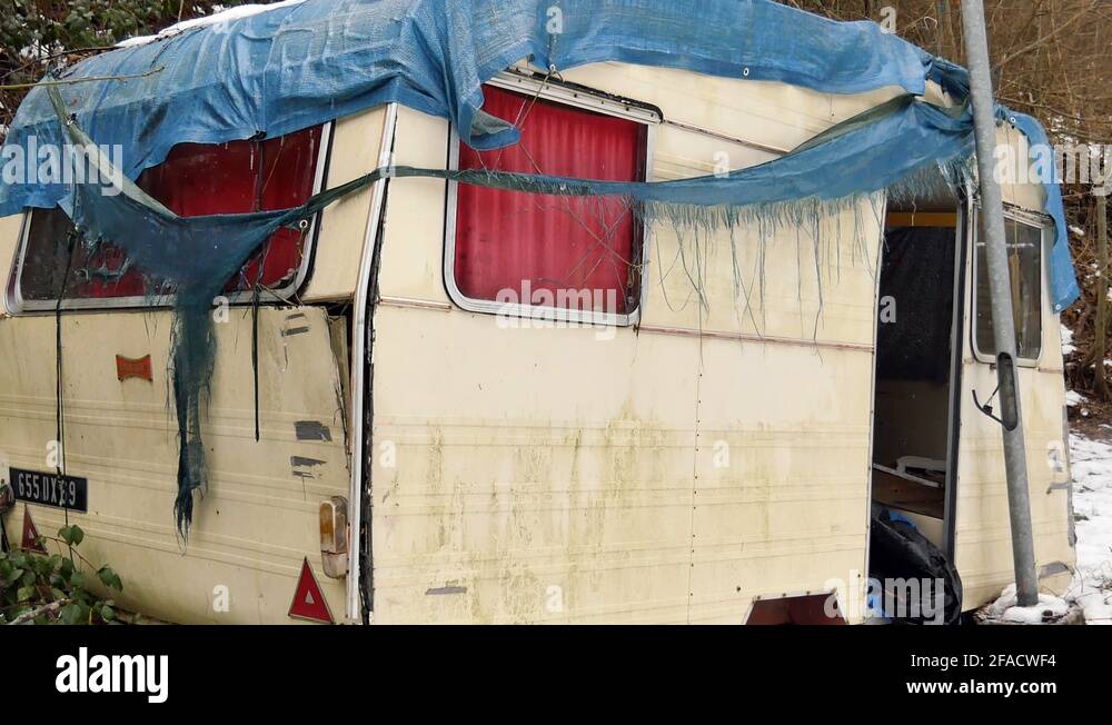 Caravan mobile dirty Stock Videos & Footage - HD and 4K Video Clips - Alamy