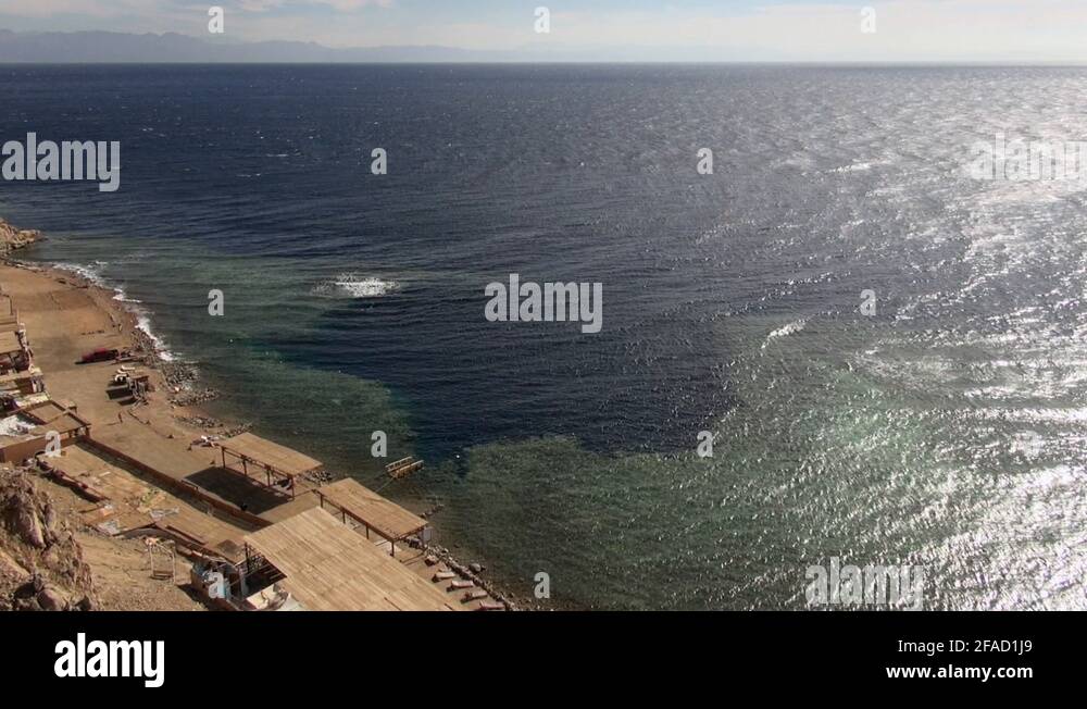 Submerged ridge Stock Videos & Footage - HD and 4K Video Clips - Alamy